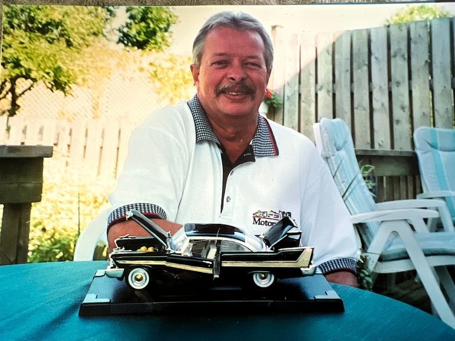 Ron Staley Obituary - Oshawa, ON | Armstrong Funeral Home Limited